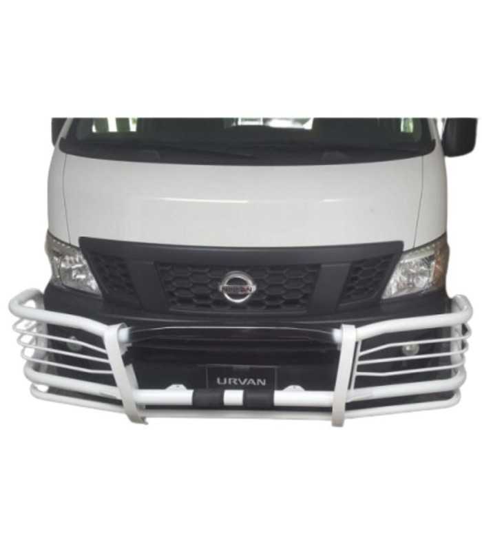 Defensa Delantera para nissan urvan